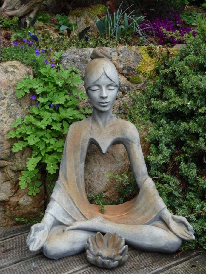 Yoga Spirit "Sahasrara - Kronenchakra" - Steinfigur Rosteffekt ...