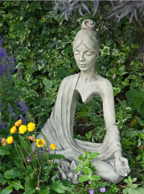 Yoga Spirit "Sahasrara - Kronenchakra" - Steinfigur frostfest ...